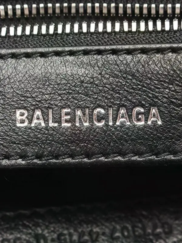 Balenciaga Le Cagole Shoulder Bag - Blue