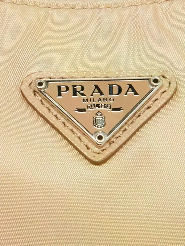 Prada Re-edition 2000 Shoulder Bag