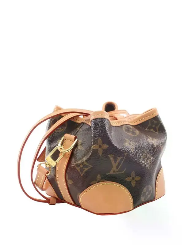 LOUIS VUITTON Monogram Noé Bucket Bag
