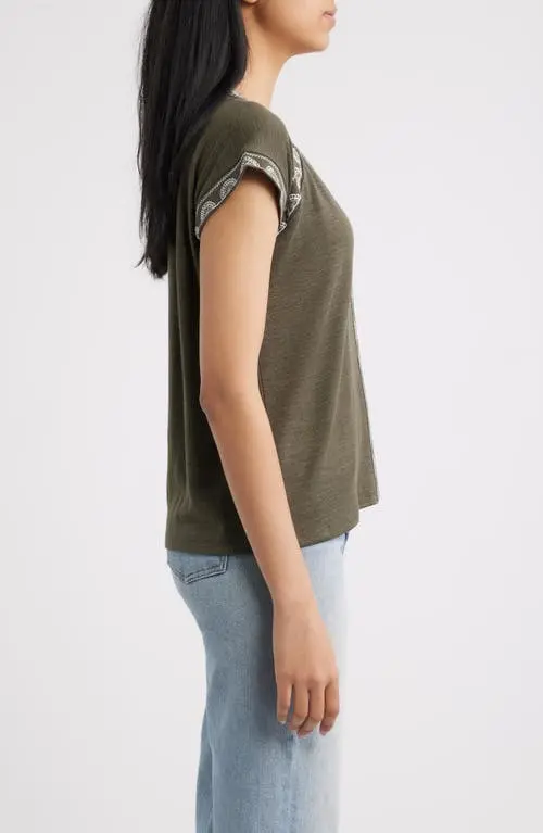 Bobeau Embroidered Detail V-neck Top