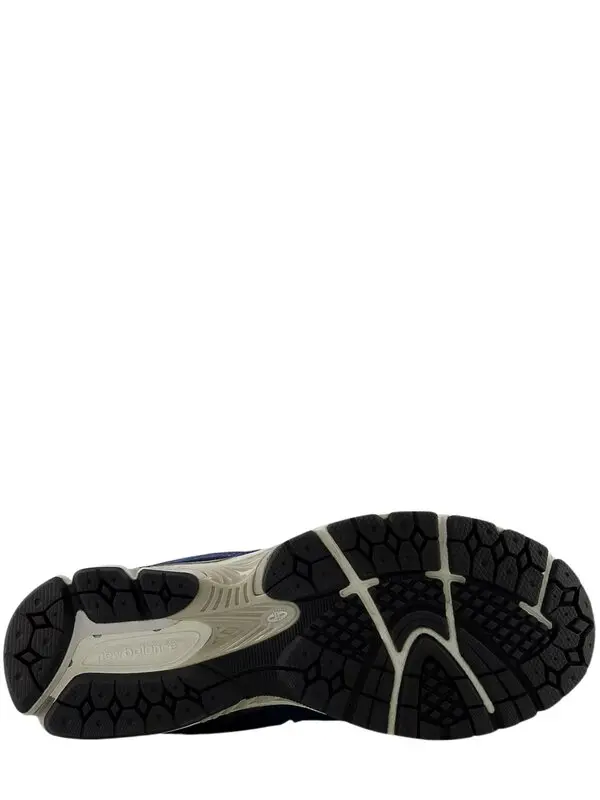 NEW BALANCE Sneaker 2002r