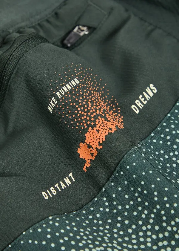 Nike Stride Dri-fit Printed Running Shorts - Green