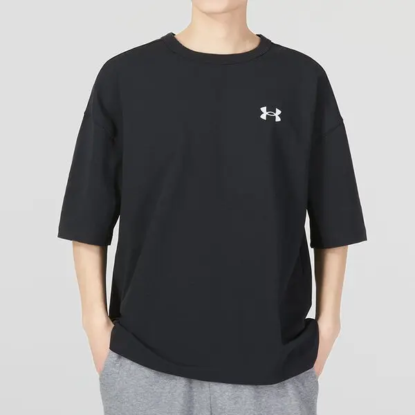 Under Armour Apac Oversized Short Sleeve 2.0 'black