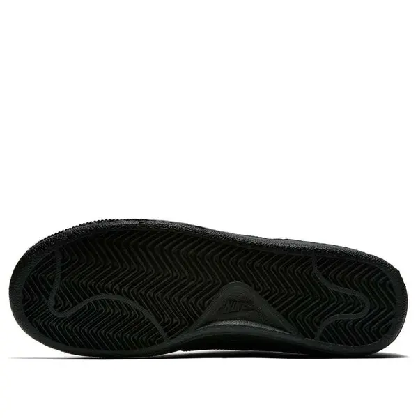 Nike Court Royale Sneakers