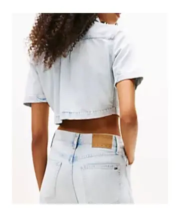 Tommy Hilfiger Cropped Denim Shirt With Spread Collar And Chest Pockets