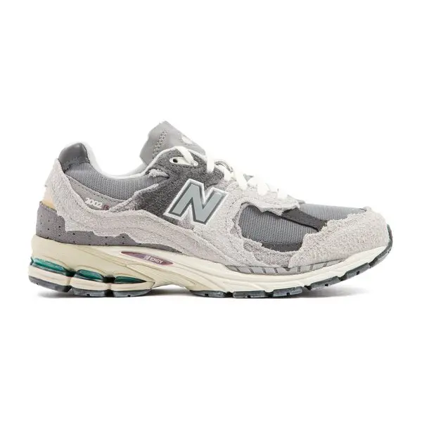 NEW BALANCE 2002r Protection Sneakers