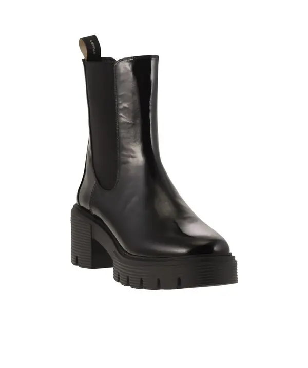 STUART WEITZMAN Chelsea Booties
