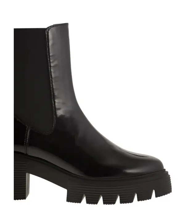 STUART WEITZMAN Chelsea Booties