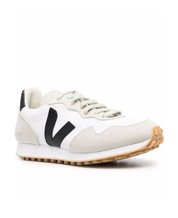 VEJA Logo Patch Low-top Sneakers