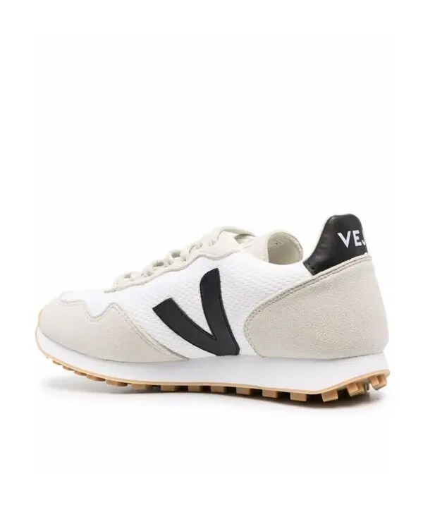 VEJA Logo Patch Low-top Sneakers