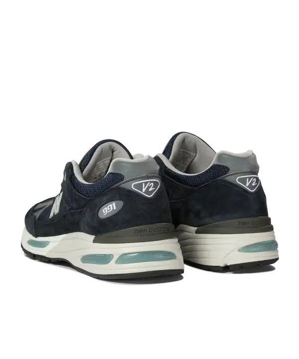 NEW BALANCE Round Toe Lace-up Sneakers