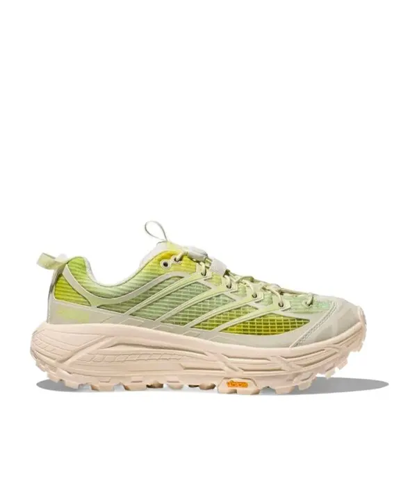 Hoka One One Three2 Mesh Sneakers - Nude