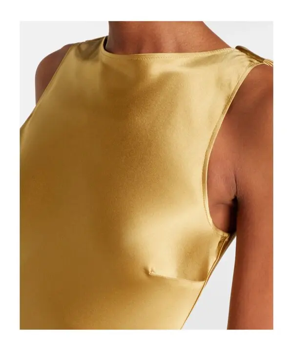 Nina Ricci Open-back Gown