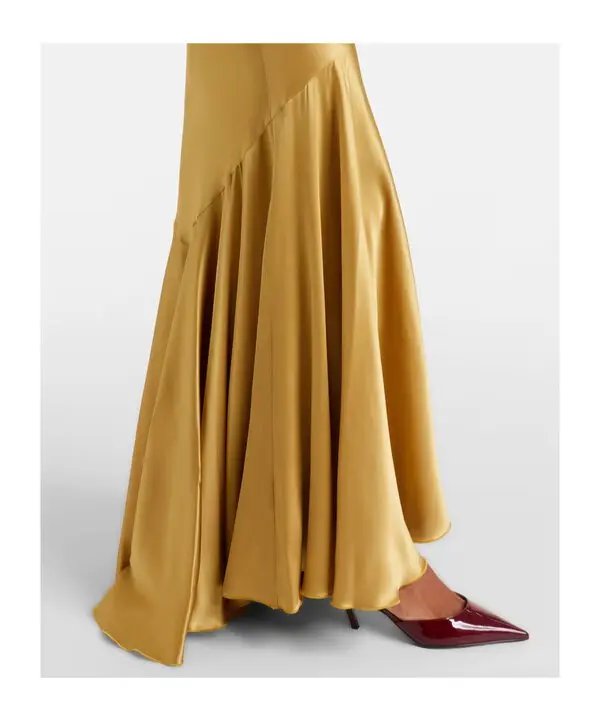 Nina Ricci Open-back Gown