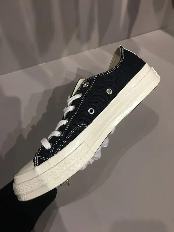 Play Comme Des Garcon Comme Des Garçons Play Heart Printed Low-top Sneakers