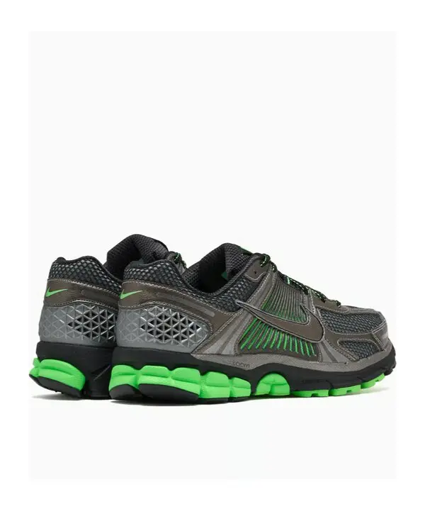 Nike Zoom Vomero 5 Se