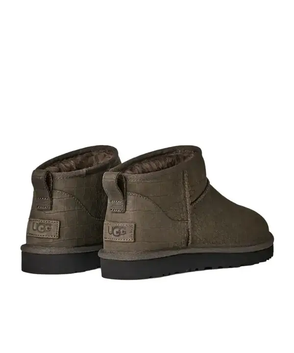 UGG M Classic Ultra Mini Embossed Boots