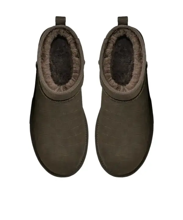UGG M Classic Ultra Mini Embossed Boots