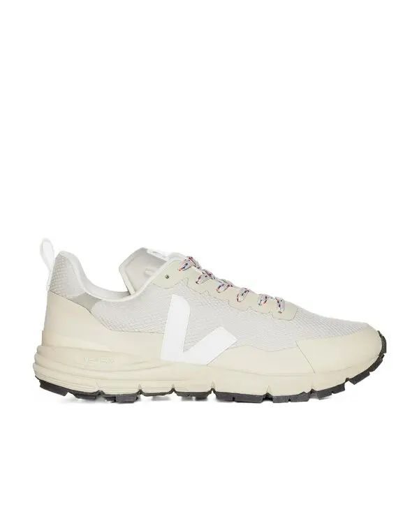 VEJA Logo Details Casual Sports Shoes - White