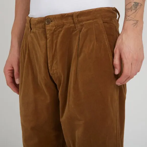 Aspesi Classic Fit Pleated Trousers