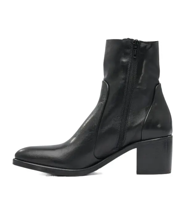 STRATEGIA Chunky High-heeled Ankle Boots