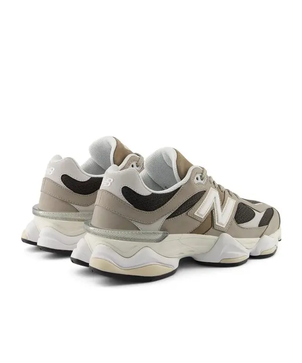 NEW BALANCE Round-toe Sneakers