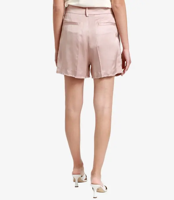 N.21 Shorts Powder