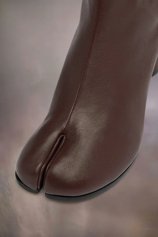 MAISON MARGIELA Tabi Ankle Boots With Block Heel - Brown