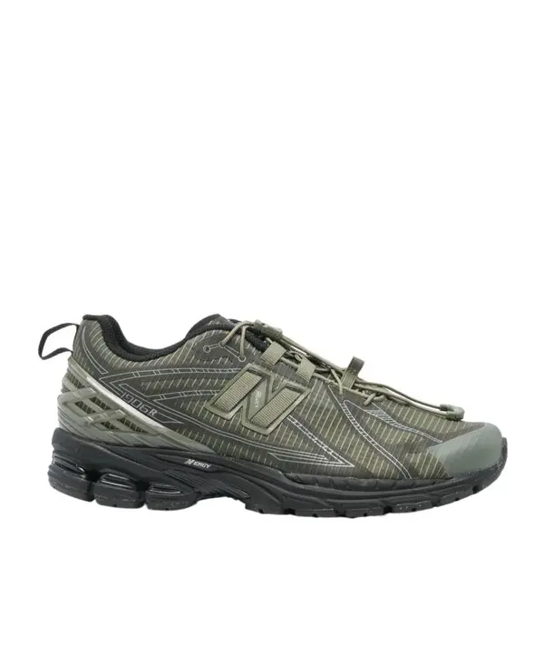 NEW BALANCE 1906r Sneakers