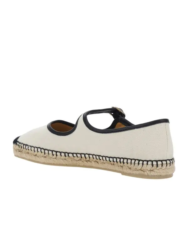 CastaÑer Square-toed Flat Shoes
