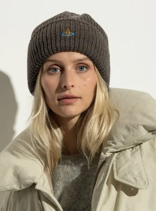 VIVIENNE WESTWOOD Logo Embroidered Beanie