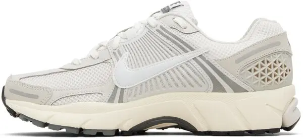 Nike Zoom Vomero 5 Sneakers - White