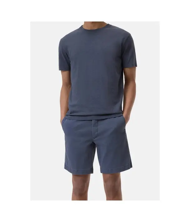 Closed Round Neck Short Sleeve T-shirt