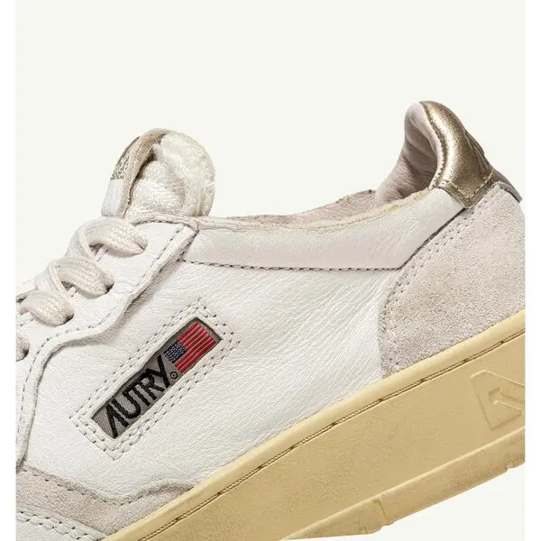 AUTRY Logo-patch Lace-up Sneakers