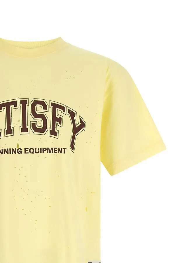 Satisfy Mothtech' T-shirt