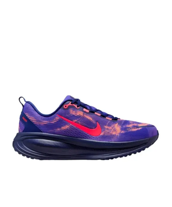Nike Vomero 18 Road Running Sneakers