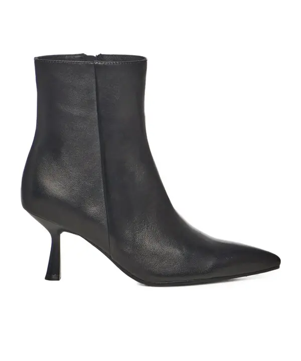 BIBI LOU Sakura Ankle Boots - Black