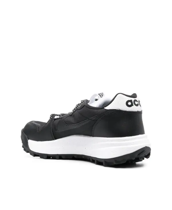 Nike Low-top Lace Up Shoes