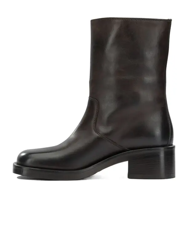 STRATEGIA Round-toe Ankle Boots
