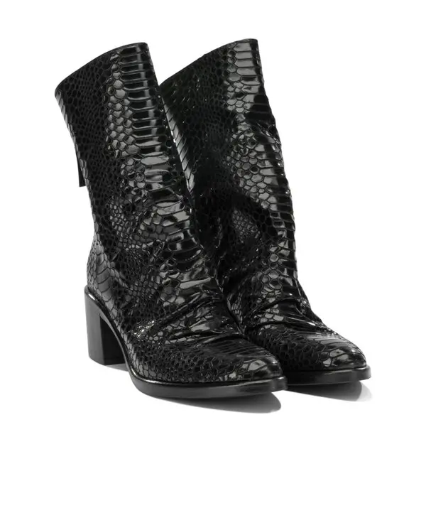 STRATEGIA Round-toe Ankle Boots