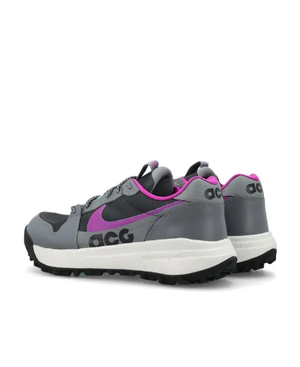 Nike Lowcate Low-top Sneakers
