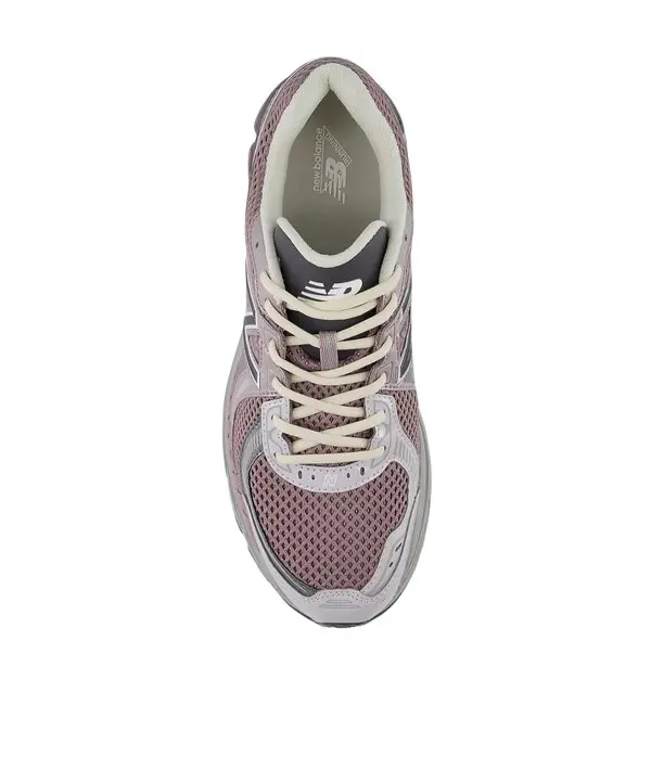 NEW BALANCE 860v2 Lace-up Sneakers