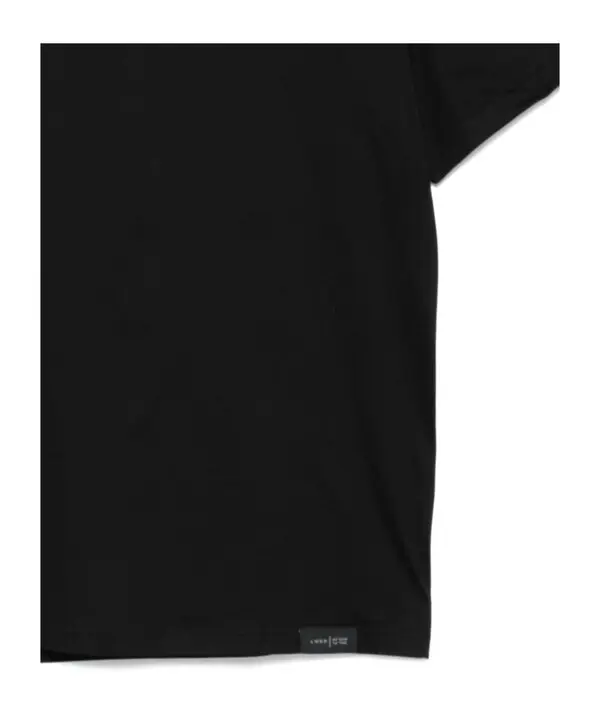 LOW BRAND Logo Patch Crewneck T-shirt