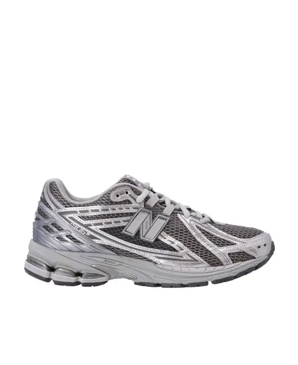 NEW BALANCE 1906r Low Top Running Shoes