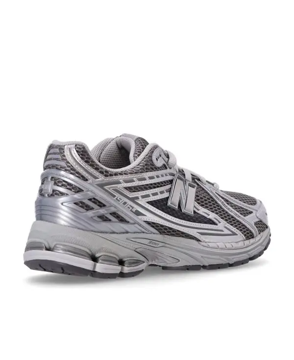 NEW BALANCE 1906r Low Top Running Shoes