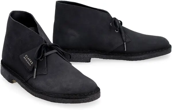 Clarks Round Toe Lace-up Ankle Boots