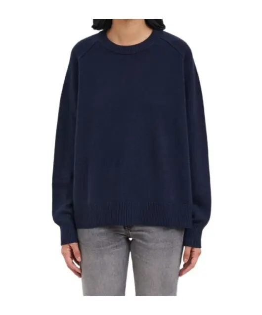 Soft Goat Round-neck Knitted Sweater