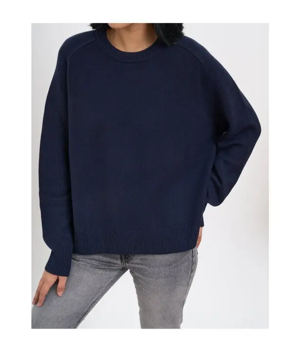 Soft Goat Round-neck Knitted Sweater