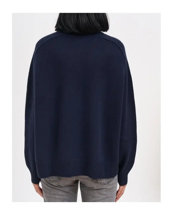 Soft Goat Round-neck Knitted Sweater
