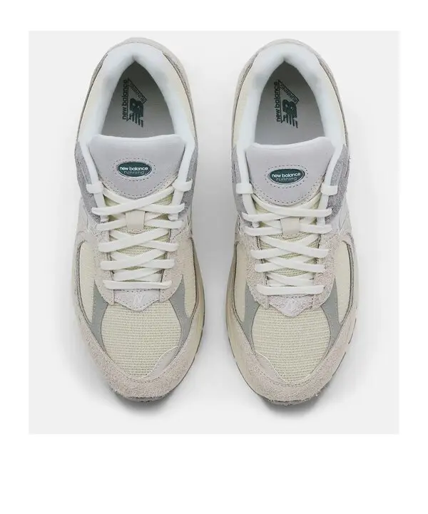 NEW BALANCE 2002r 'linen' Lace-up Sneakers